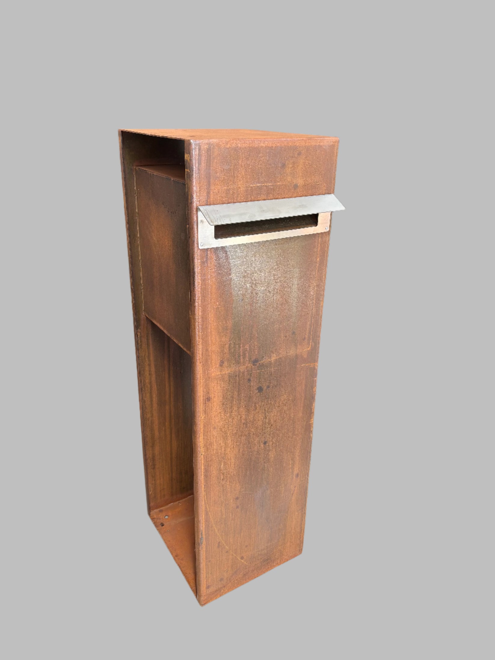 The Cromwell Corten Letterbox – Tiny Anvil NZ